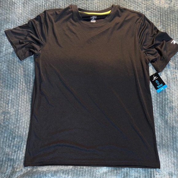 Pro Player | Shirts | Pro Player Mens Black Tshirt | Poshmark